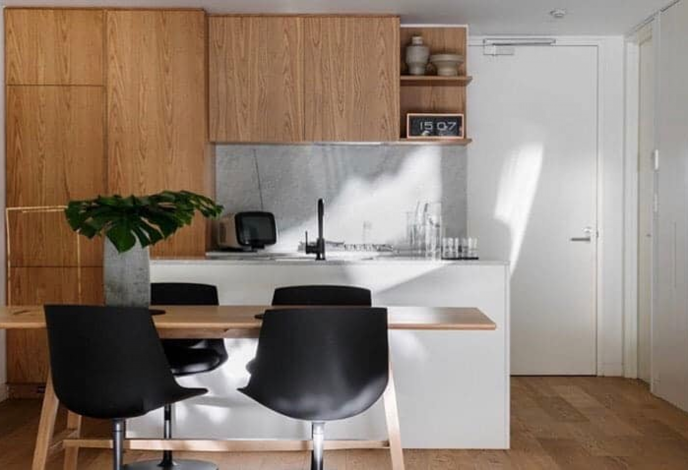 Roken - Plank Floors